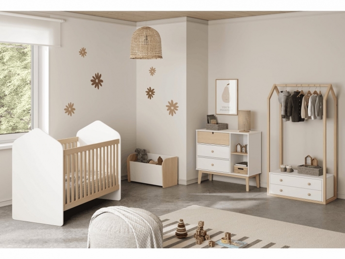 Cuna triangular blanca y barrotes cera blanca | Merkamueble